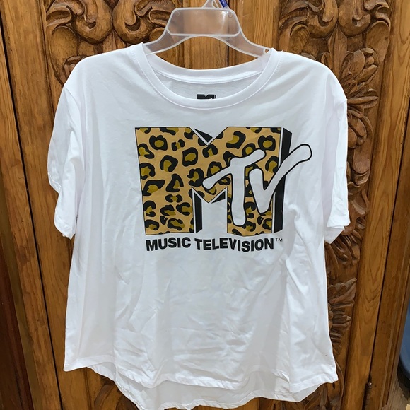 MTV | Tops | Nwt Mtv White Animal Print Logo Tee Shirt Plus Sz | Poshmark